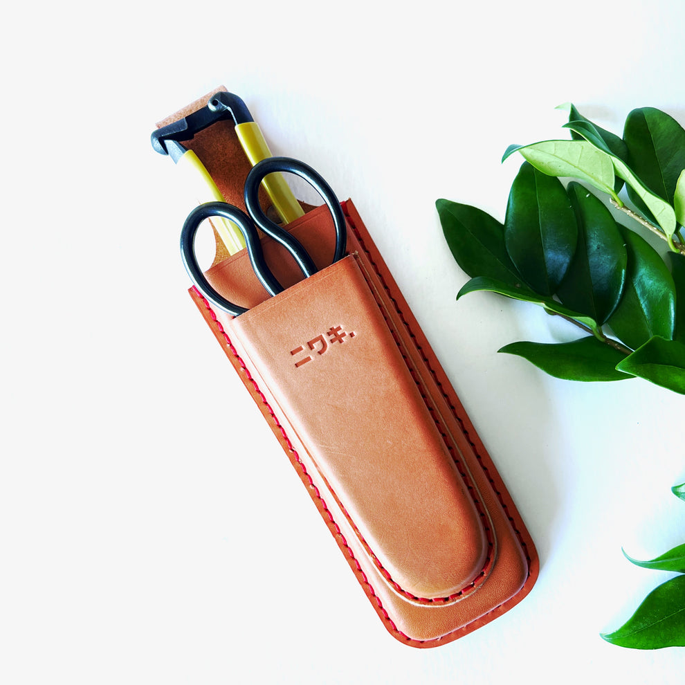 Niwaki Higurashi Tools & Holster – Elizabeth Stuart